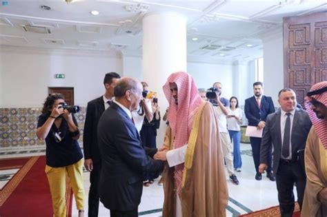 النائب العام يزور المحكمة الدستورية في الجزائر جريدة المدينة