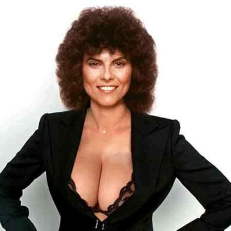 Adrienne Barbeau Belle Tette Deluca385