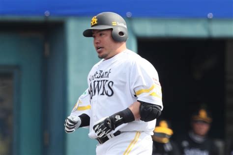 「恐ろしいなソフトバンク」山川穂高、2打席連続の“特大アーチ”にファン驚愕「本当になんだこの4番」「凄すぎるやろ笑」 The Digest