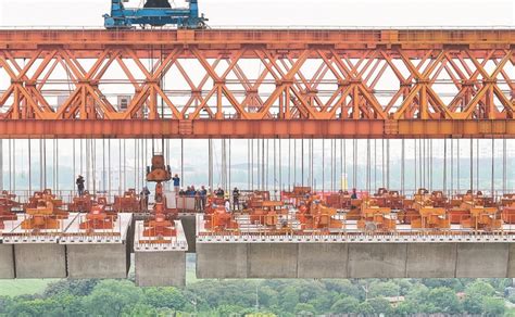 江苏省交通运输厅门户网站 媒体关注 【新华日报】常泰长江大桥南接线项目圆满完成上部结构主体工程施工