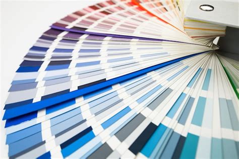 흰색 배경의 꽃 샘플 카탈로그 컬러 팔레트 가이드 프리미엄 사진