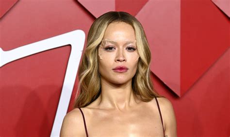 Rita Ora En Petite Culotte Sa Robe Ultra Transparente Fait Sensation