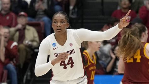 Kiki Iriafen Age Height And Wikipedia How Old Is Young Basketball Star