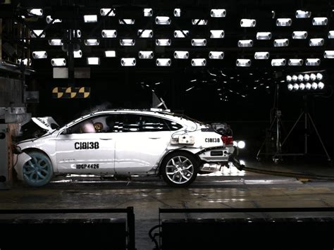 2014 Chevrolet Impala Gets Five Star Rating For Nhtsa Autoevolution