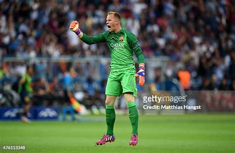 10033 Juventus V Fc Barcelona Uefa Champions League Final Photos