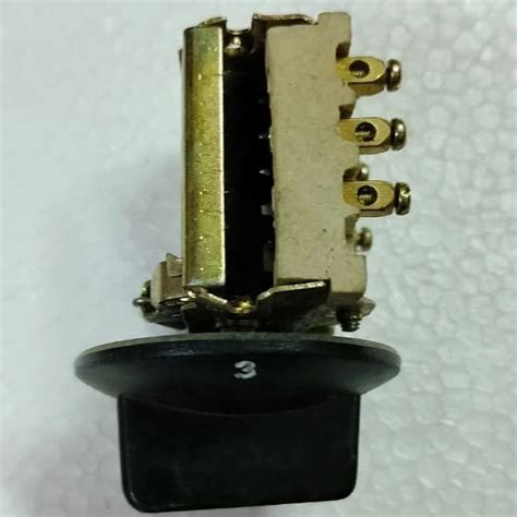 Rotary Limit Switches 240 Vac Application Area For Machine Tools At