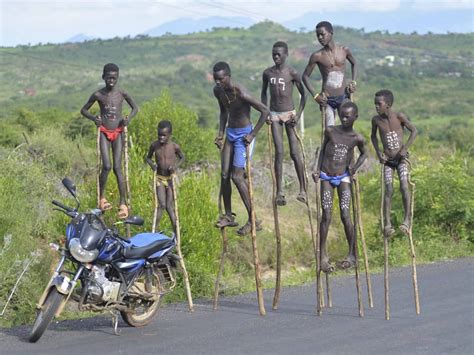 Ethiopias Stilt Walking Tribe And What It Means See Africa 48 Off