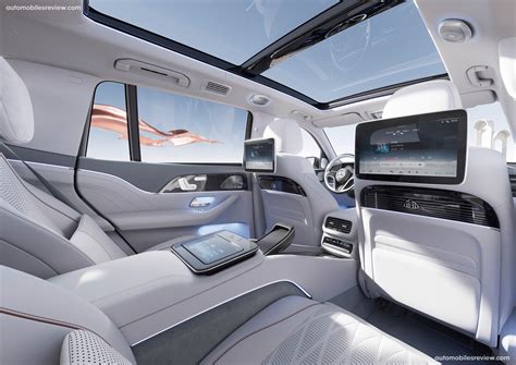 Mercedes Benz Gls 2024 Picture 23 Of 25