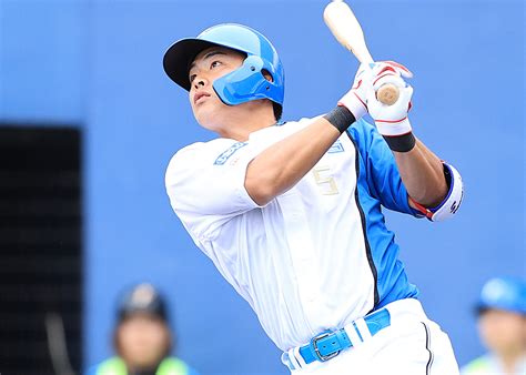 野村佑希が紅白戦で豪快弾 空位の三塁奪還へ「空いてないぞと、周りに見せたい」 道新スポーツ Doshin Sports