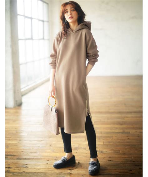 Geera（ジーラ）の「裏起毛裾ファスナーパーカーワンピース（レギュラー丈）（ワンピース）」 Wear