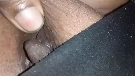 Mom Chut Mein Ungli Kar Rhi Hai Xhamster