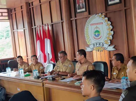 Jelang Pemilu 2024 Pemda Se Sulbar Tanda Tangan Ikrar Netralitas ASN