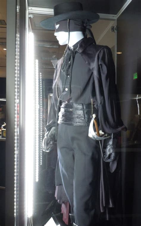 Hollywood Movie Costumes And Props Guy Williams Zorro Tv Costumes From