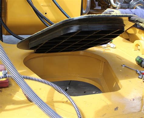 Dozer Ripper Frame Cover National Plastics And Rubber