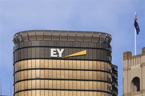 Ey Workers Consultants Leave Ey Disputes Mass Staff Resignations
