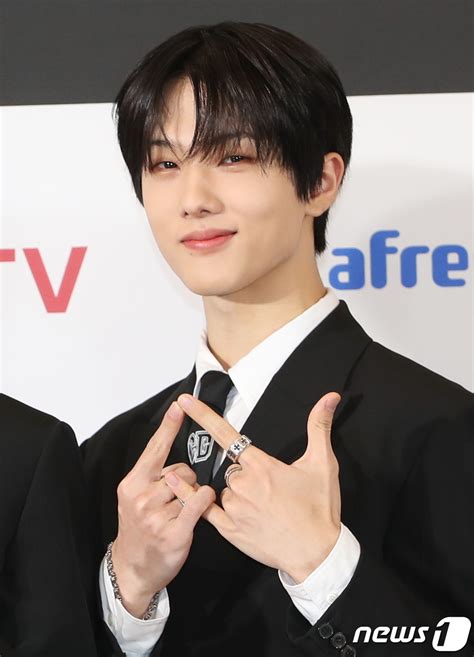 지성 꿀 떨어지는 눈빛 네이트 뉴스