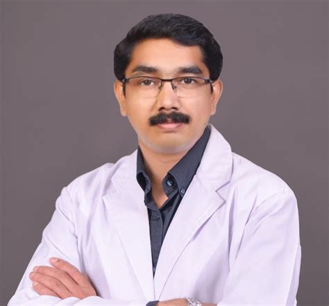 Dr Nikhil Kv Senior Consultant Centre For Bone Joint And Spine