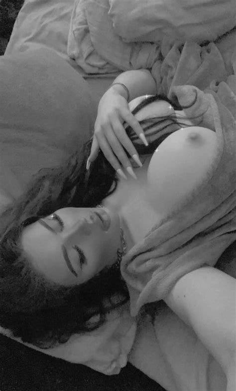 Gabbana Khan Nude Porn Pictures Xxx Photos Sex Images 4086882 Pictoa