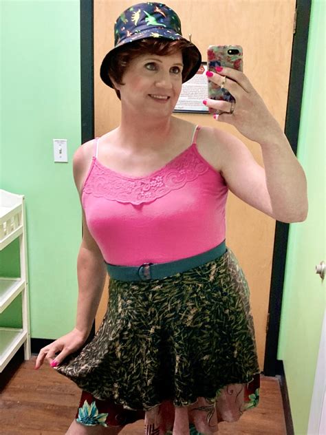 New Outfit Makes Me Happy Rtransadorable