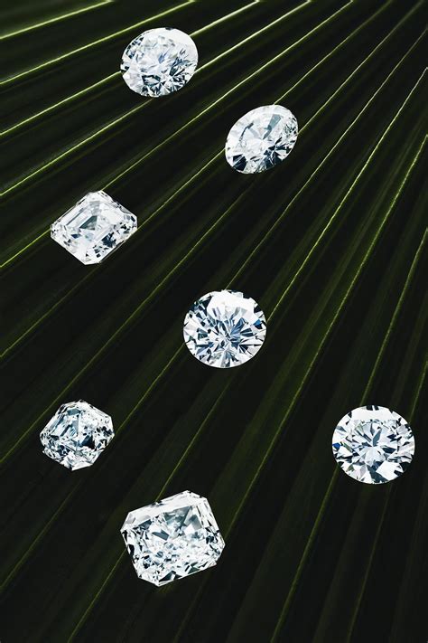 Leonardo Dicaprios Diamond Foundry Collaborates With Dubais Etika