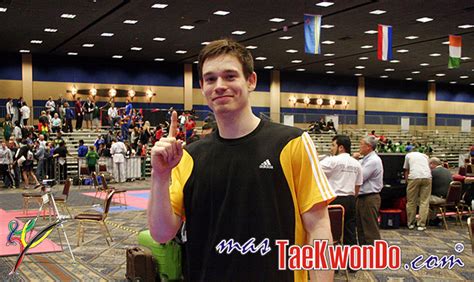 Aaron Cook Definió Al Momento Que Está Viviendo Como Un Suplicio Mastkd