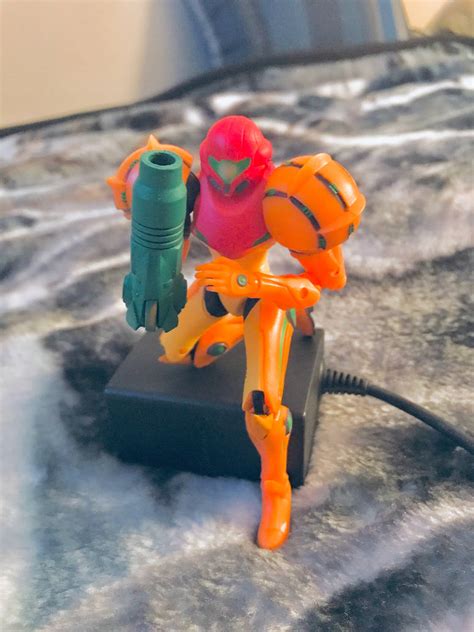 Nintendo Metroid Armored Samus Figure Photo By Jirakadarbu On Deviantart
