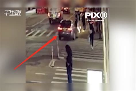 美国女子“闭眼开车”闯红灯 连续冲撞7名行人