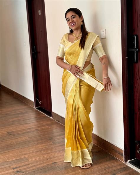 Aarthisubash💯 Aarthi Subash • Instagram Photos And Videos