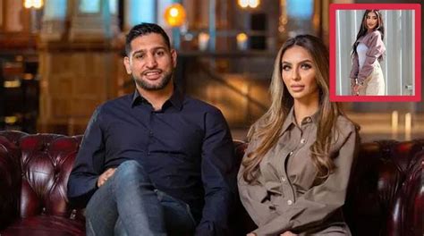 باکسر عامر خان نے اپنی اہلیہ سے معافی مانگ لی