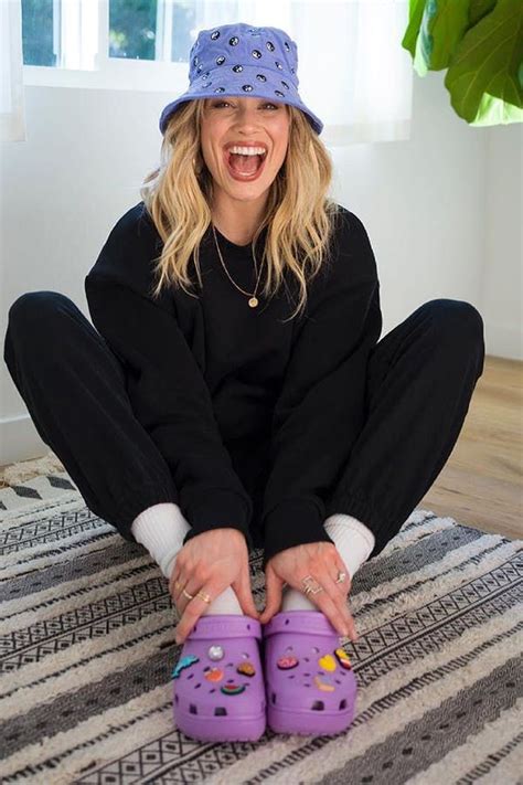 5 Gen Z Fashion Trends Millennials Just Cant Get Behind And 1 Both