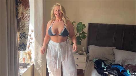 HOLIDAY TRY ON YouTube