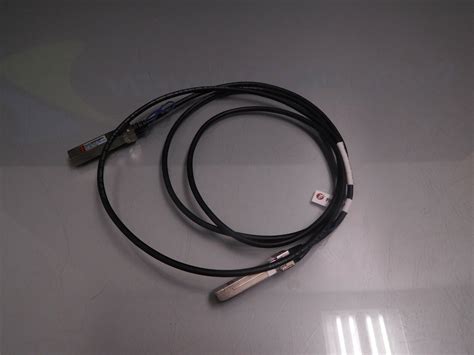 Used Compatible Fiberstore Juniper Networks EX SFP 10GE DAC 2M SFP 10 Gigabit Cable UBB Threads