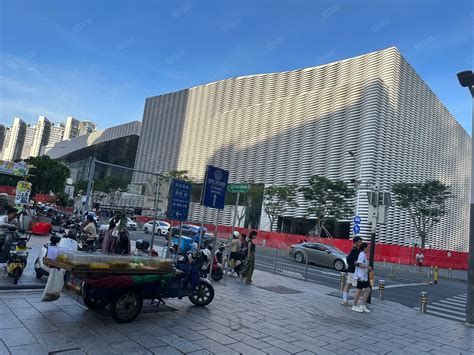 【6图】物业直招10月1开业大润发已入驻招餐饮美容美发体验店店深圳南山南山中心区星宇时代前海购物中心商铺租售生意转让出租 深圳58同城