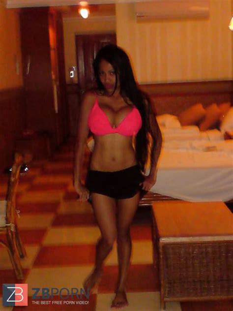 Fake Titted Thai Hooker Zb Porn