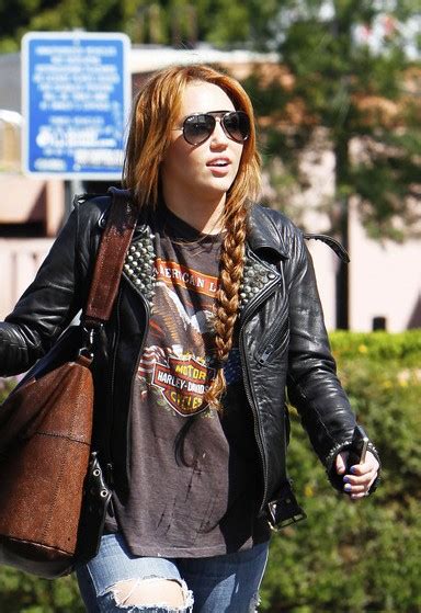 Miley Cyrus Long Braided Hairstyle Hairstyles Weekly