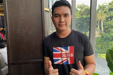Quotes Aldi Taher Semua Manusia Di Bumi Bingung Viral Netizen It S