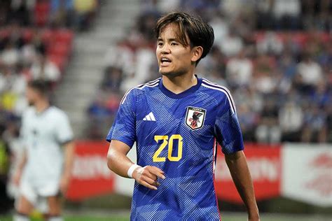 久保建英と「親しげだった」 ペルー戦後真っ先に接した人物に海外熱視線「声を掛けられ」 フットボールゾーン