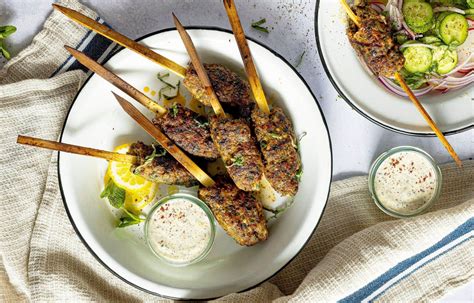 Keftas dagneau à la menthe sauce citron et sumac Le Devoir