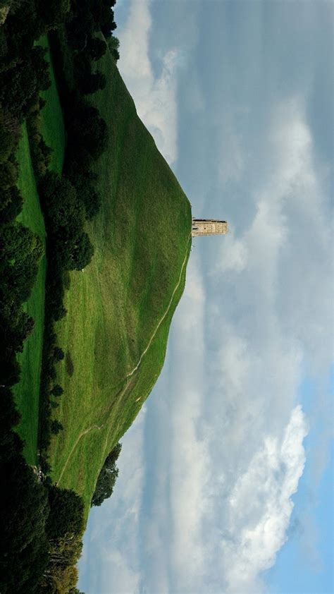 格拉斯顿伯里托尔和圣迈克尔塔，英格兰 © Spraggon Photographygetty Images Plus 2019 06