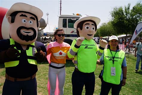 CEMEX México on Twitter Festejando a los niños y niñas de Nuevo León