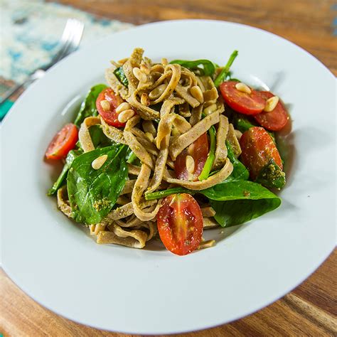 Spinach Tomato Pesto Pasta Herman Brot