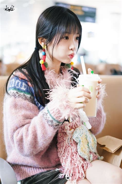 Pin de 𝔐𝔶 𝔭𝔦𝔫𝔨 𝔯𝔬𝔬𝔪 em Zhang Miaoyi