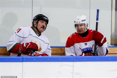 Putin Scraps New Years Eve Plan To Play Ice Hockey In Red Square