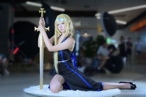 刀剑神域爱丽丝cos「即使记忆消失，灵魂也会记得」 社区大别野 米游社