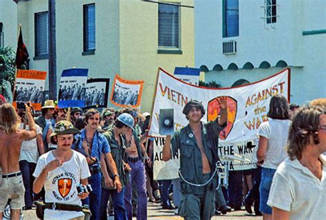 Viet Vets March In Miami Against War 1972 Vietnam Veteran Flickr