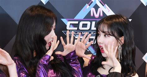 여자친구 신비 은하 미모에 깜짝 [포토엔hd]