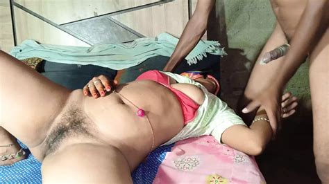 Dhire Se Daliye Virgin Hu Desi High School Girl Talking Dirty In Hindi And Losing Her Anal