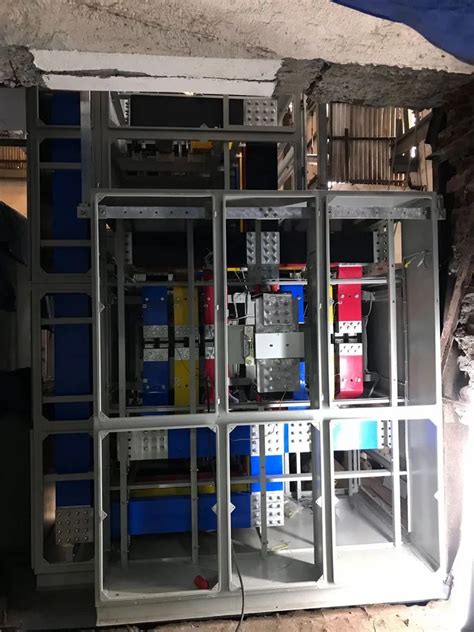 Three Phase V PCC PANEL BUSDUCT Upto Amps At Meter In Vasai