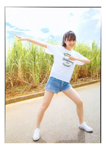 Yahooオークション Aa353 賀喜遥香（乃木坂46）ランジェリーショッ