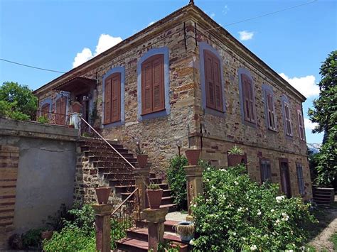 Pin By Leonidas On ΚΑΜΠΟΣ ΧΙΟΥ Neoclassical Architecture Chios Greece